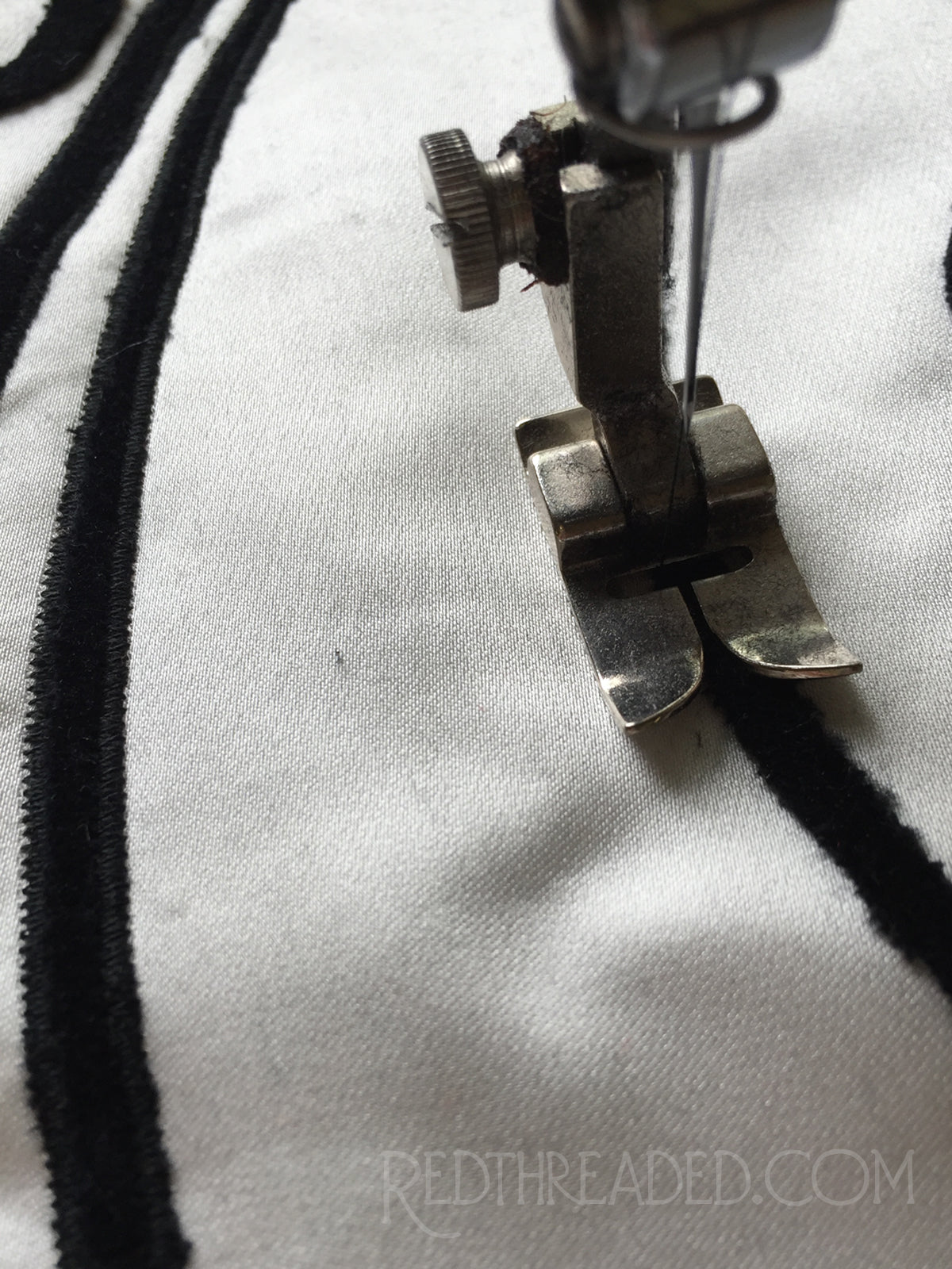 The Making of the Ironwork Gown Pt. 3 - The Applique – Redthreaded