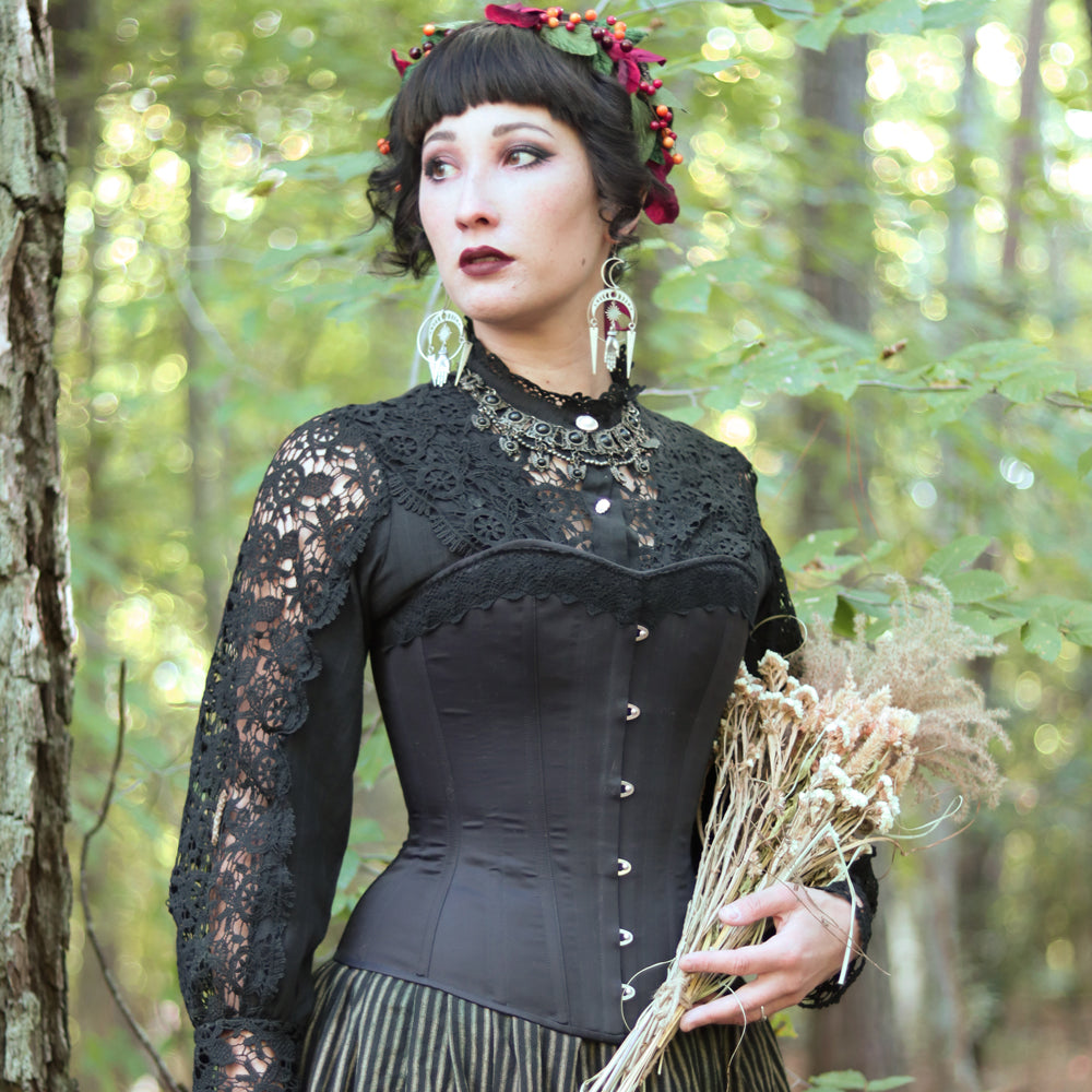 Capsule Collections – Redthreaded